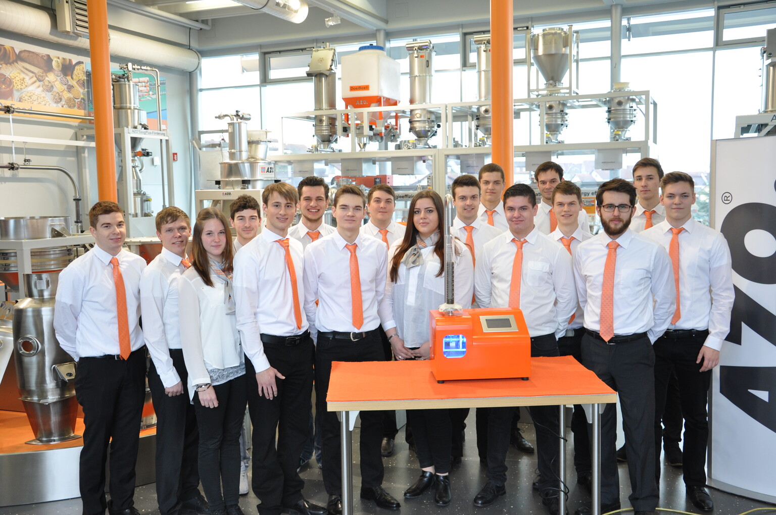 AZO students – Unser fiktives Unternehmen